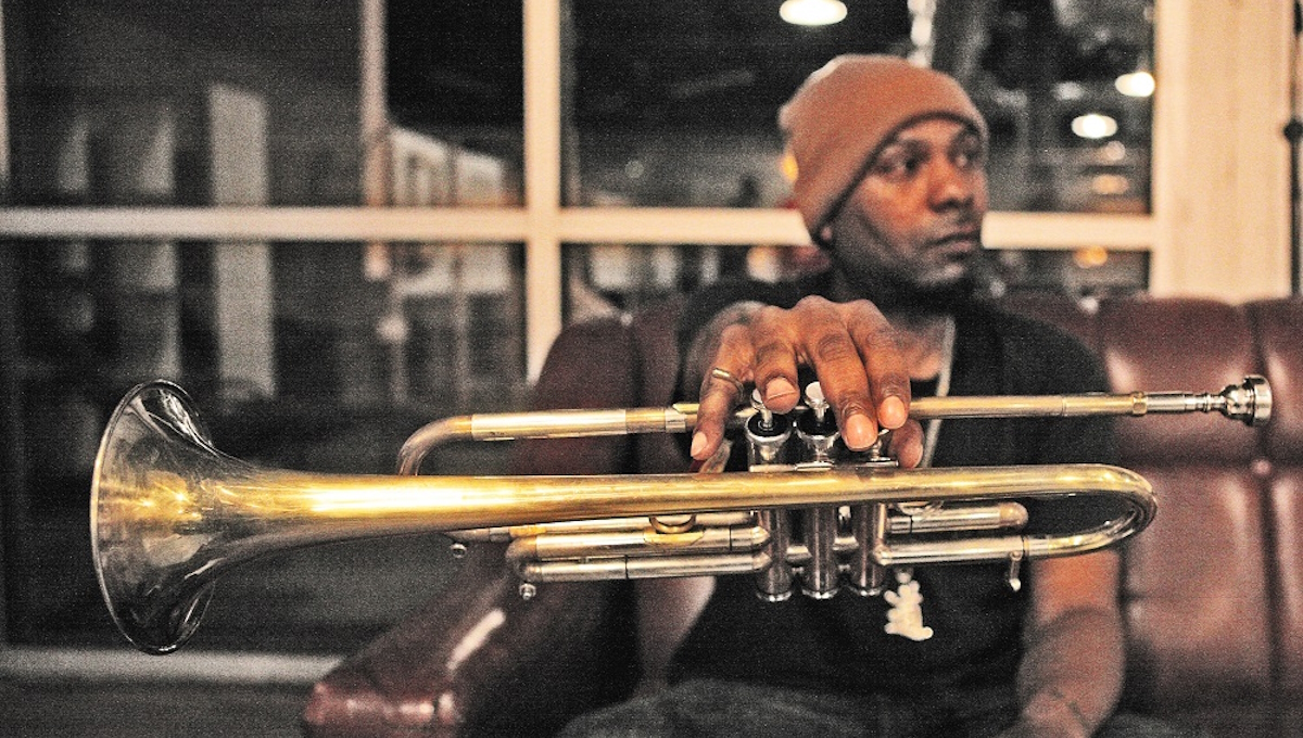 Russell Gunn ve Bayburt Caz Kulübü | Dark Blue Notes