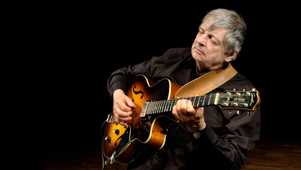 Gitar Panteonunun Daimi Üyesi: Philip Catherine | Dark Blue Notes